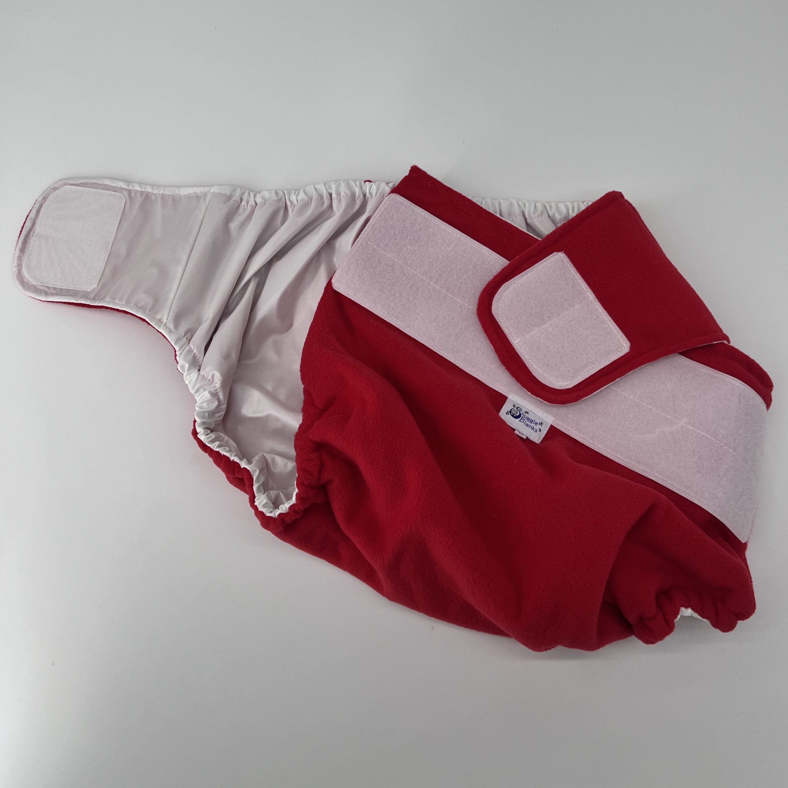 SnuggleBlanks Pocket Nappy Wrap - Red – NRU